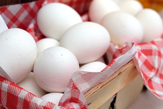 ゆで卵の殻が剥けない理由は？熱いうちが良いの？半熟の時は？｜知っておきたい食のあれこれ！